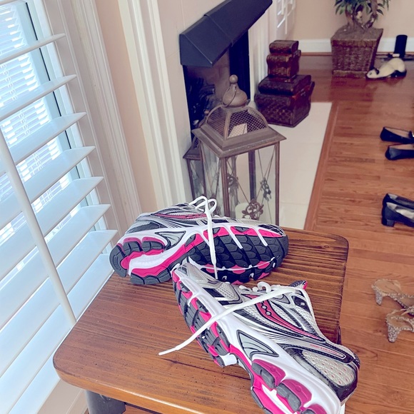 Saucony | Shoes | Perfect New Shoes I Never Wore Them Due To Being Too ...